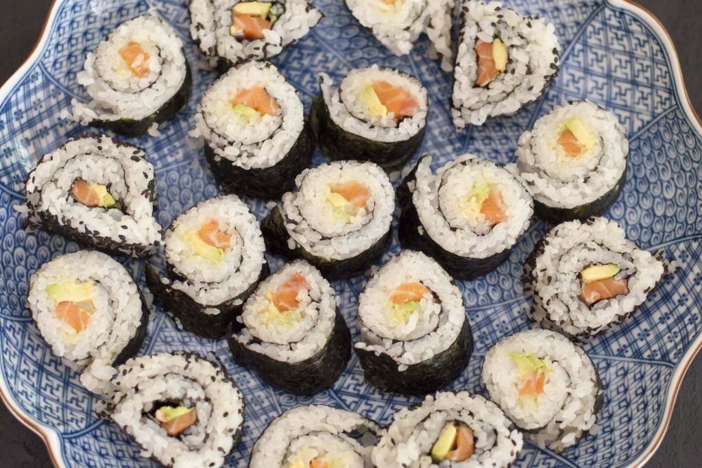 Maki and Uramaki Sushi Recipes for Beginners - Your Guardian Chef