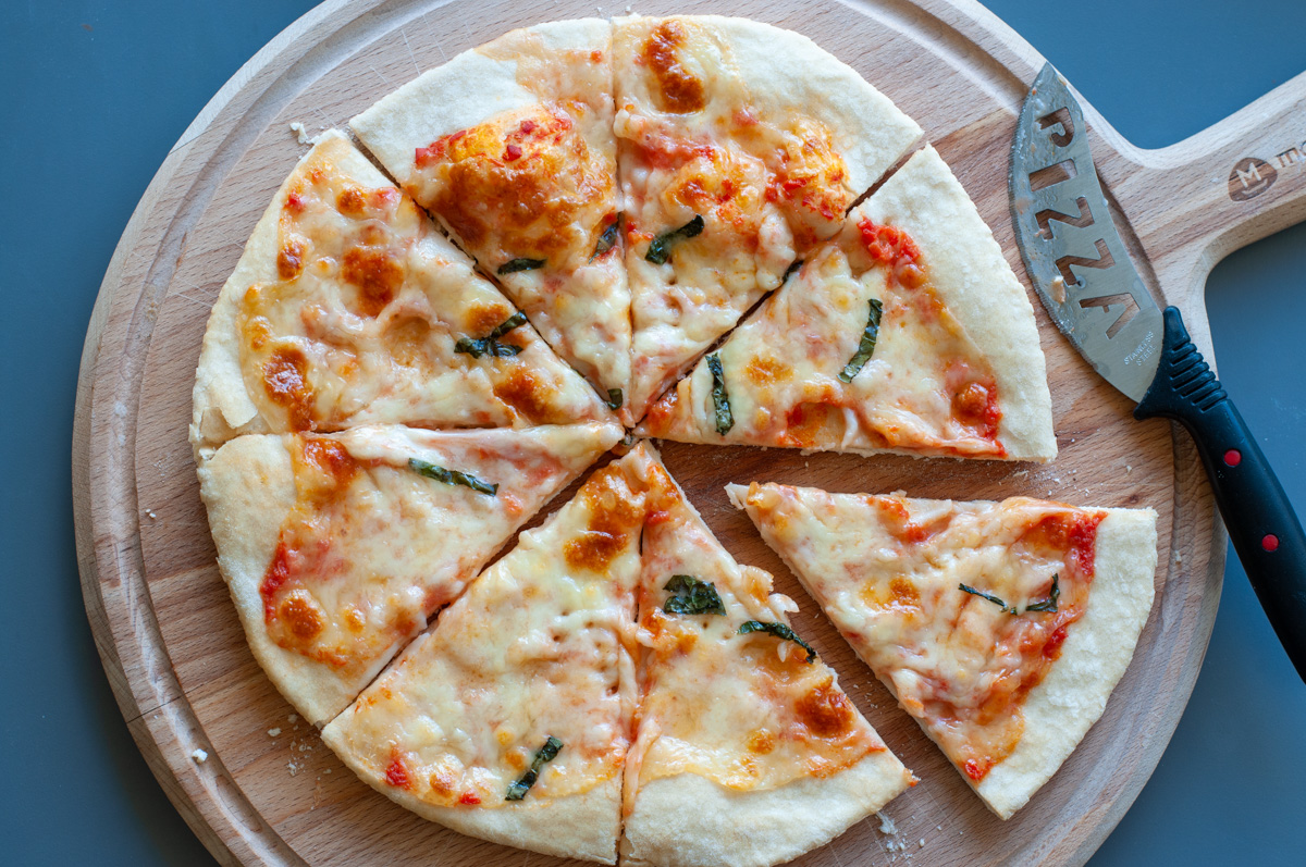 Authentic Neapolitan Pizza Recipe - Your Guardian Chef